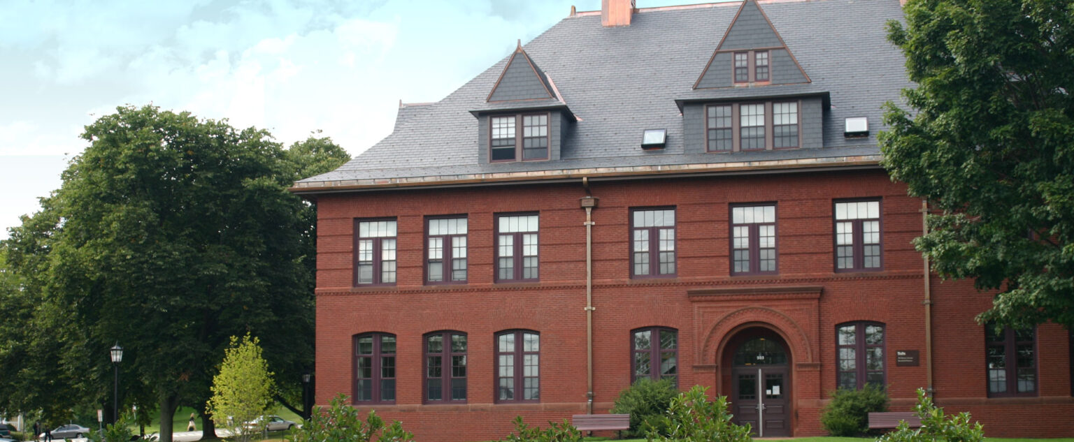 Tufts University, Bromfield-Pearson Hall - Education Construction ...